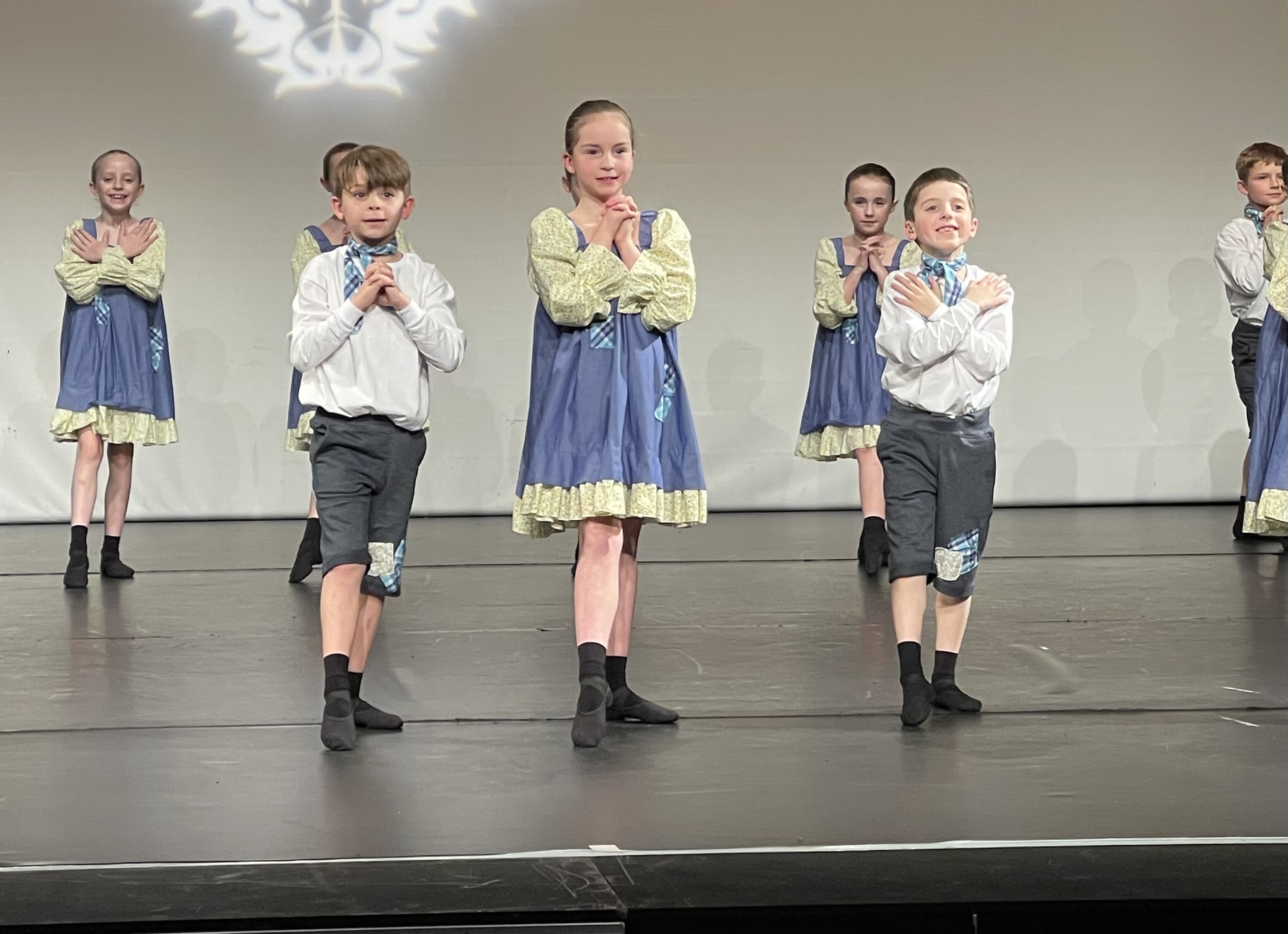 Avril Earl Centre | Home