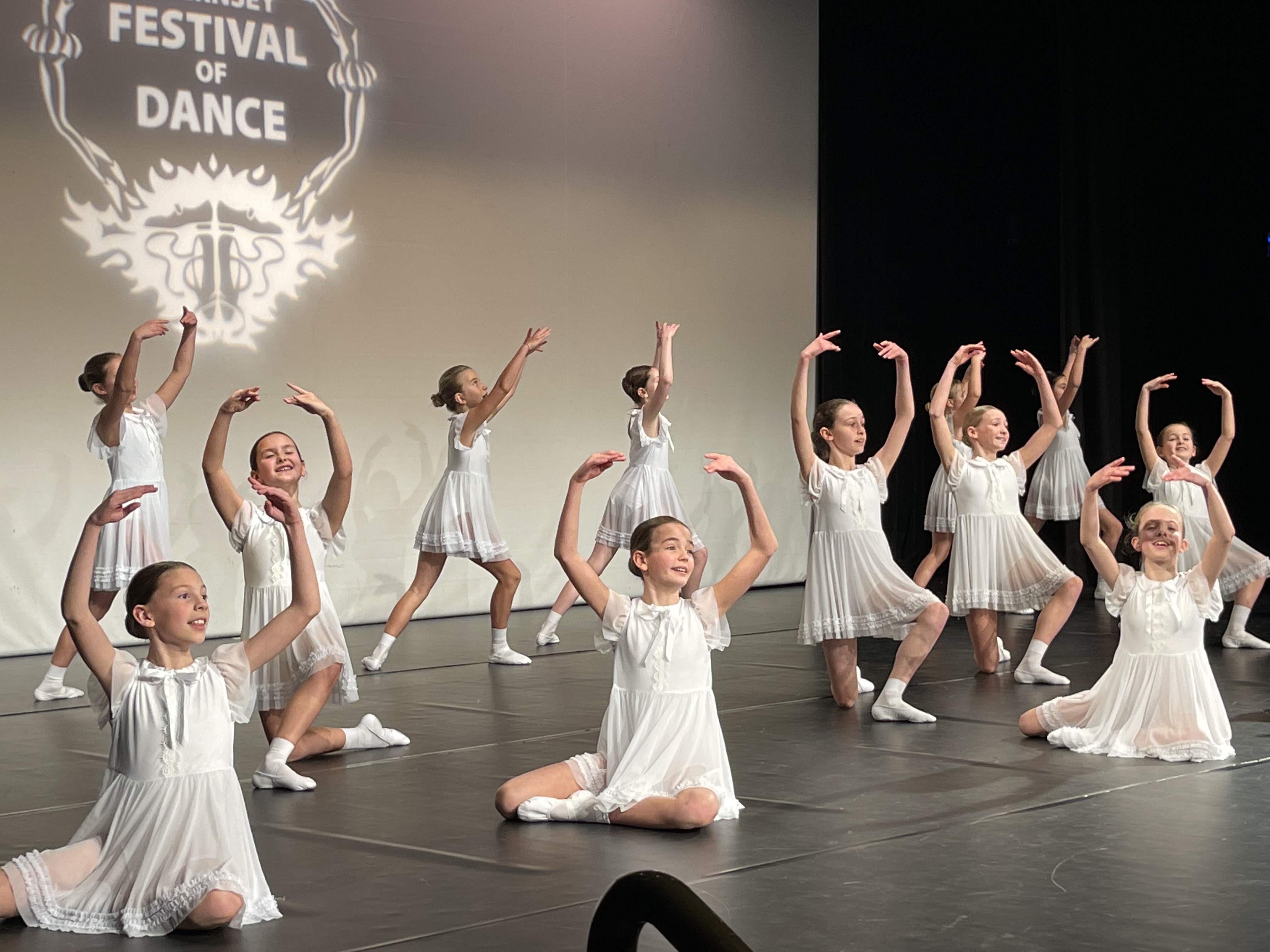 Avril Earl Centre | Home